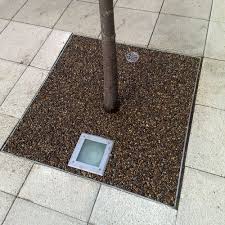 Wetpour Rubber application in tree pits – Rubberman Blog